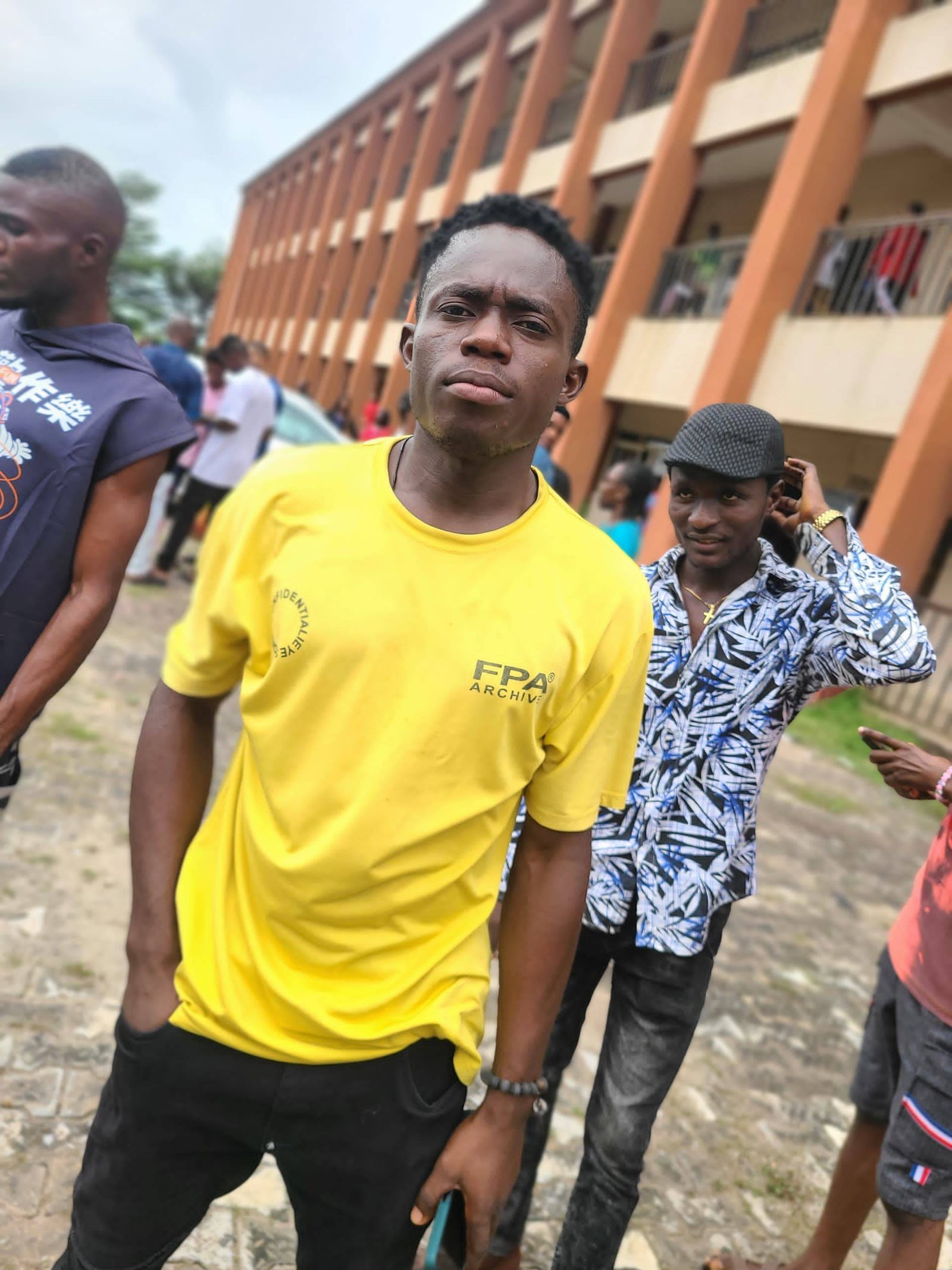 Daniel Ifeanyi . smluxee