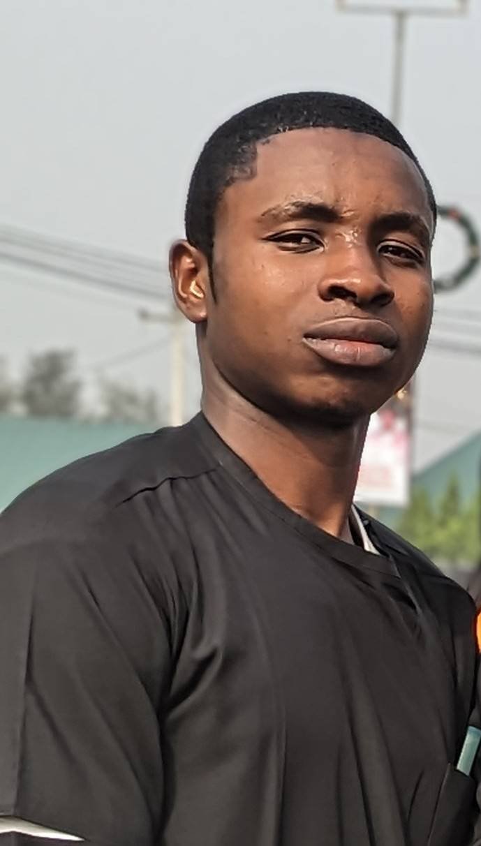 Chigozie Sunday . smluxee