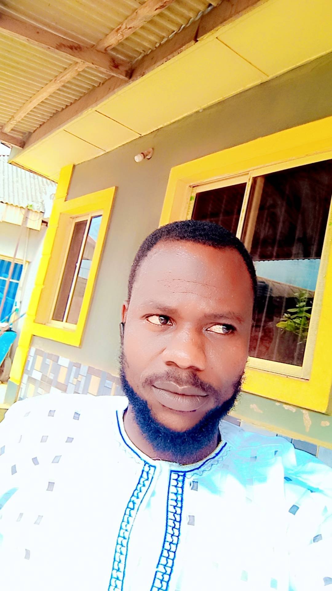 Idris Sodiq . smluxee